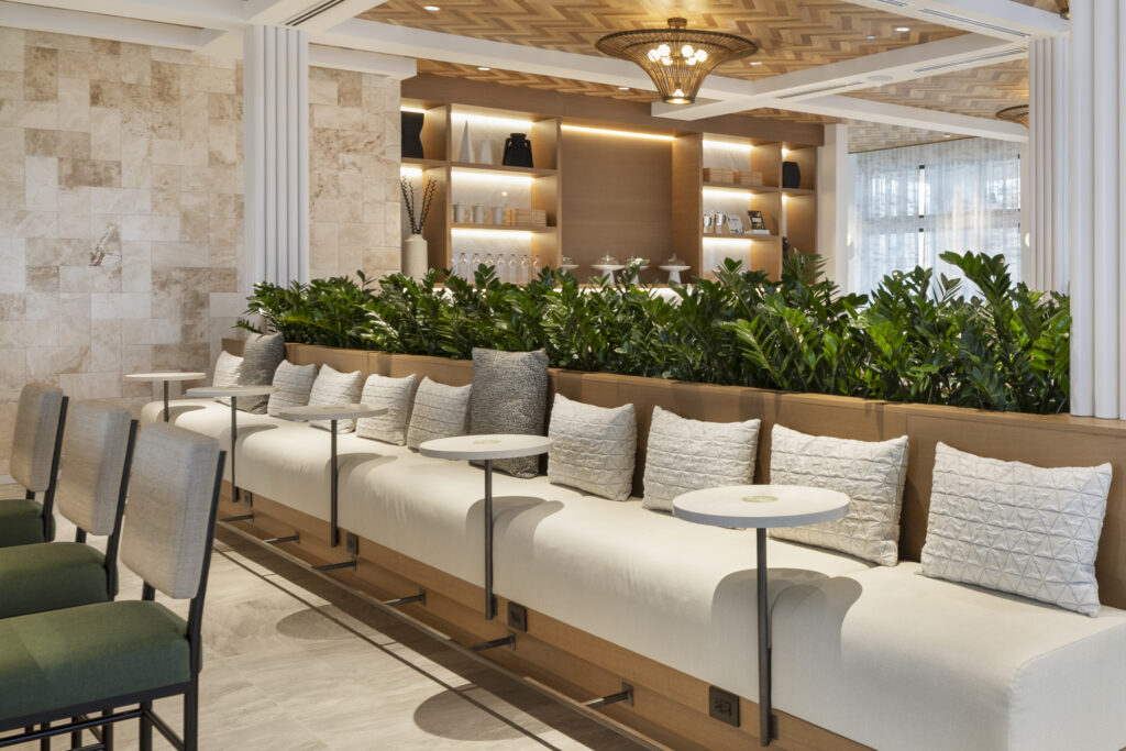 AC Hotel Naples 5th Avenue by Marriott - MHK Architecture
