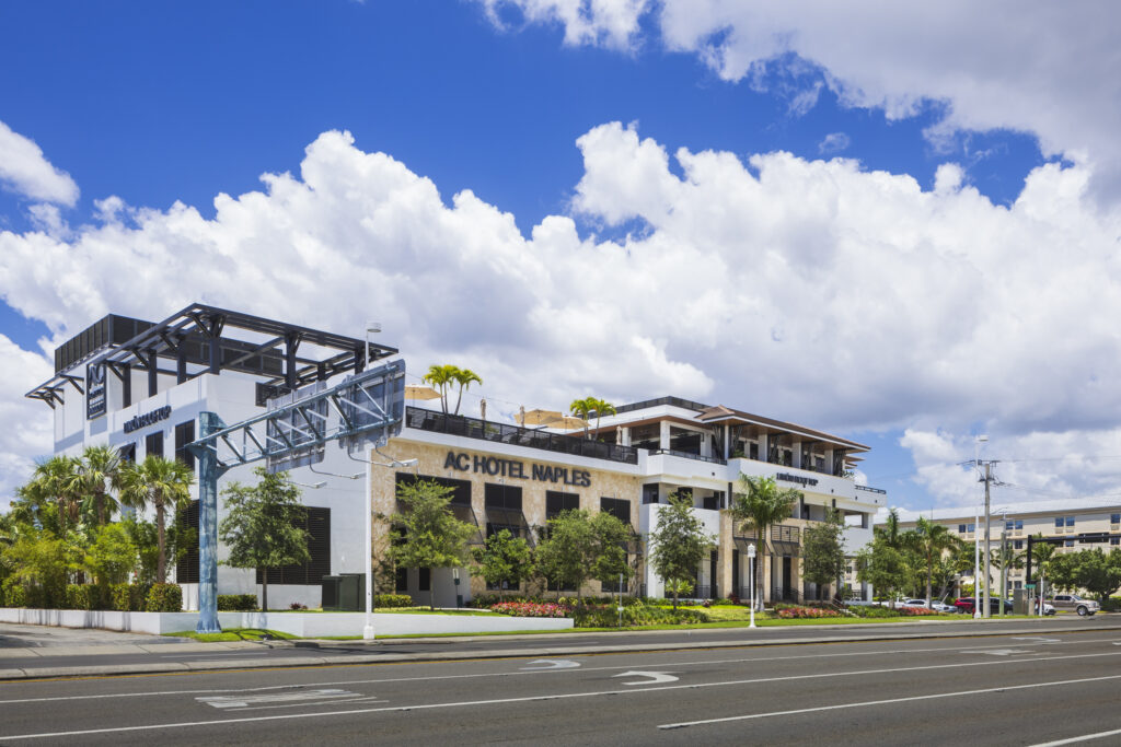 AC Hotel Naples 5th Avenue by Marriott - MHK Architecture